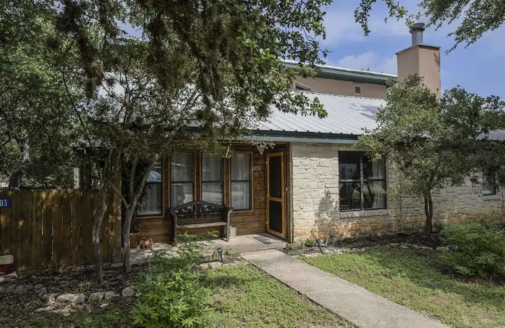 Retraite Au Bord De La Rivière Blanco Pour 15 Personnes - Amis Et Famille - Wimberley, TX