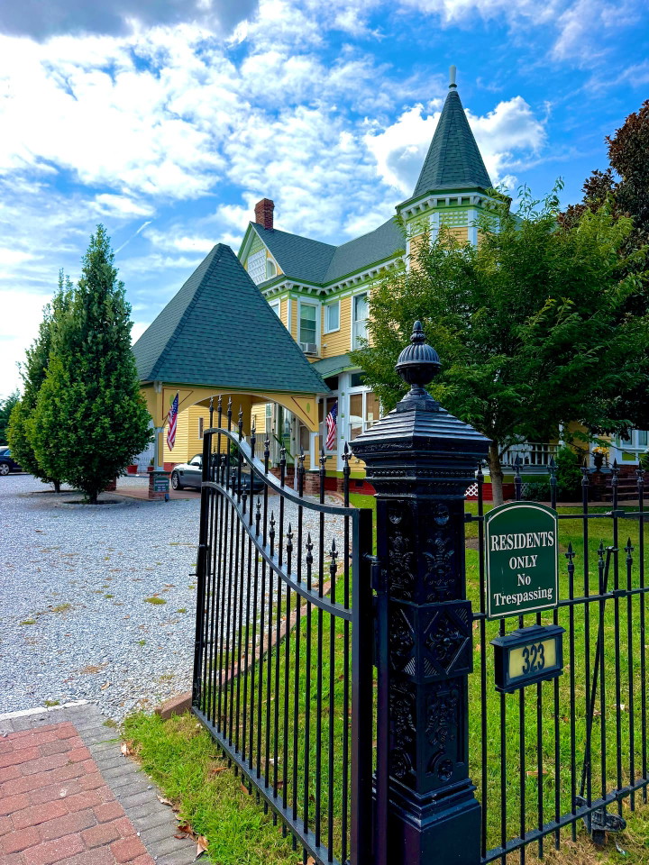 Southern Leisure Studio At Historic Wallace House - Paducah, KY