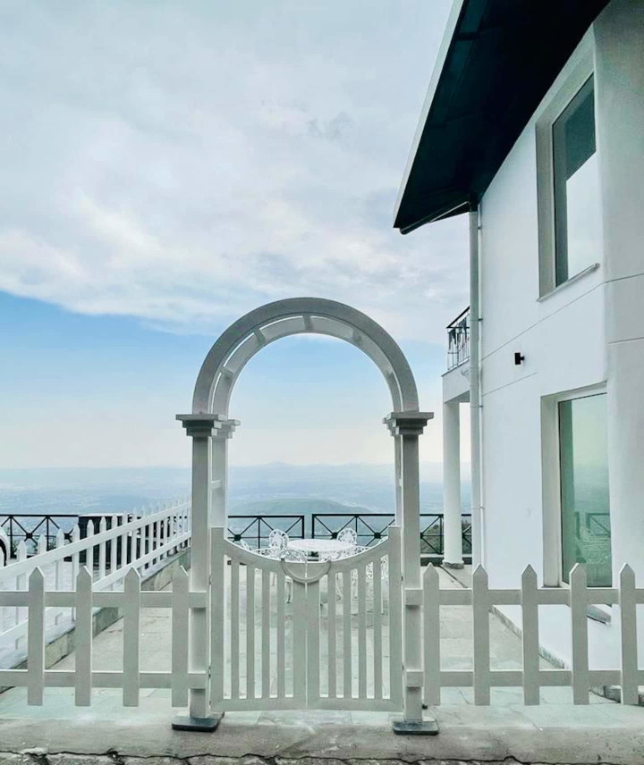 The Huxley Cottage - Views That Take Breath Away - Mussoorie