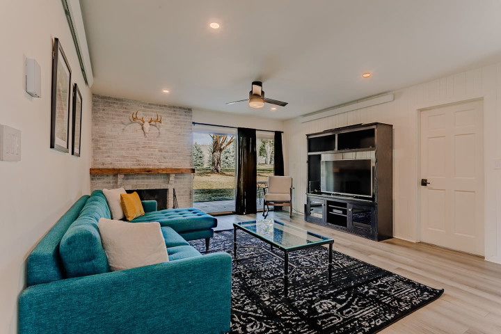 Luxury Golf Course Condo - Carbondale, CO