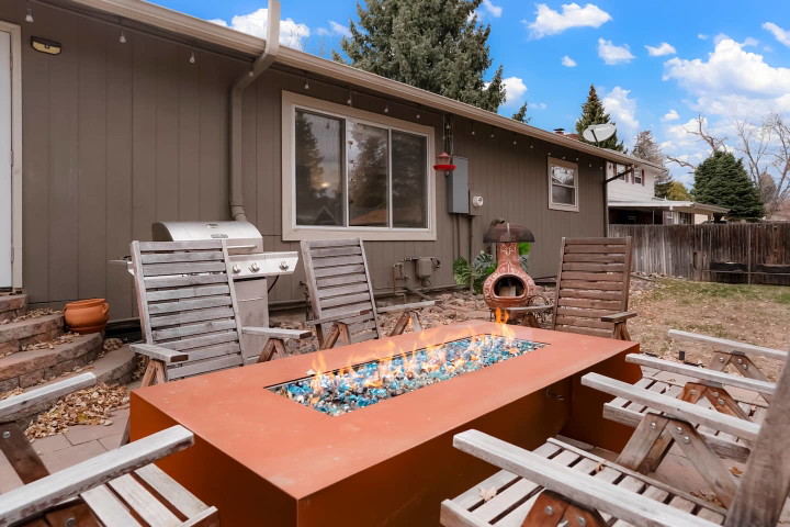Chatfield Retreat | Hot Tub, Ev, Firepit, Sleeps 8 - Littleton, CO
