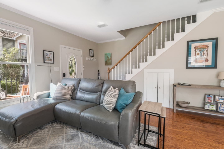 Highly Rated Historic District Townhome Near Dt - Pensacola, FL