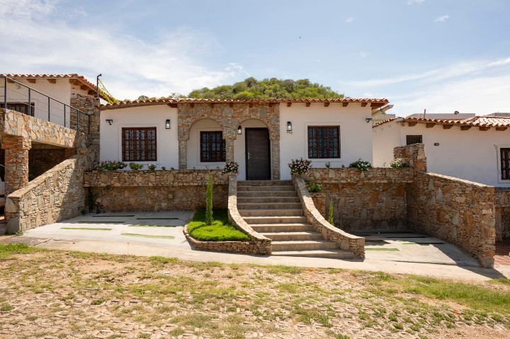 A Beautiful Home For Vacation - Venezuela