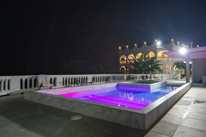 Island Castle Rentals - King - U.S. Virgin Islands