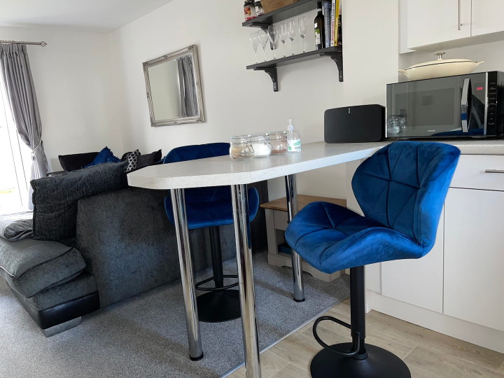 Modern 2 Bed Waterfront House Near Barry Island - Barry