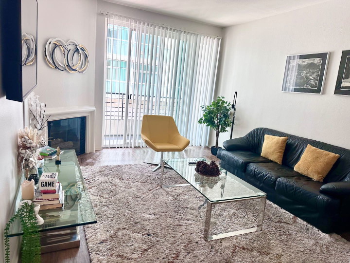 Stylish 1br In Mdr/nice Pool/spa/gym/free Parking - Marina del Rey