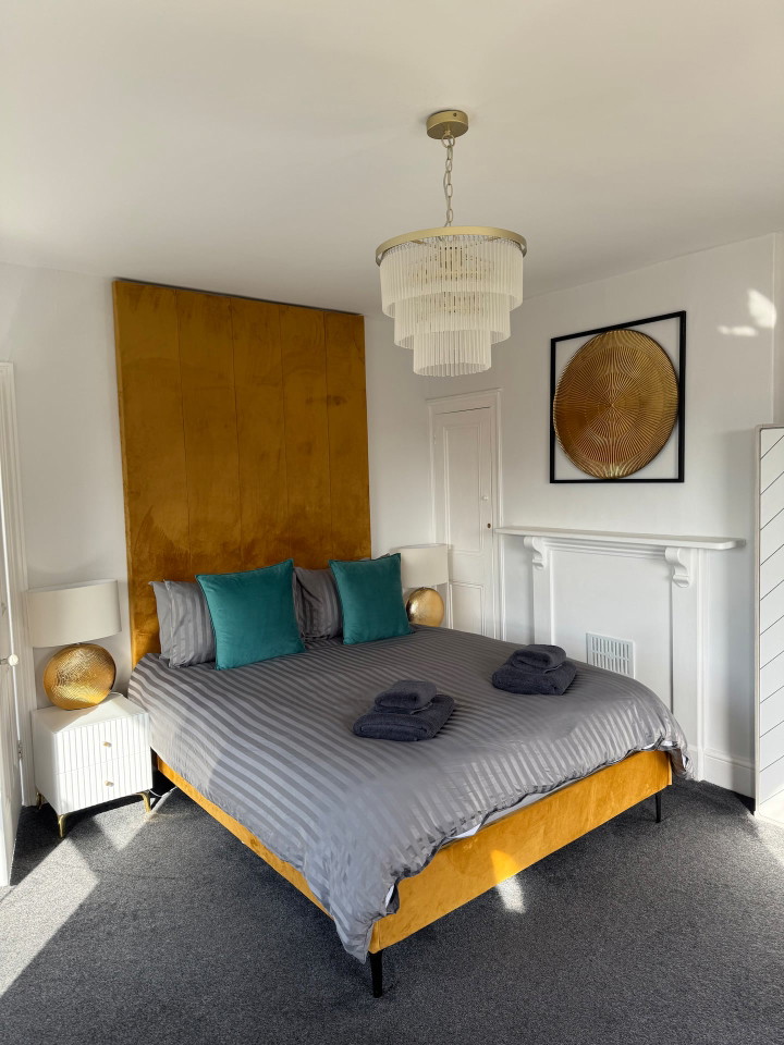 City Centre Stylish 1 Bed Apartment - Suffolk