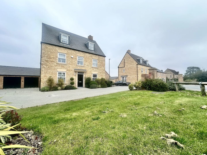 Luxury 5-bedroom Retreat Garden - Burford, UK