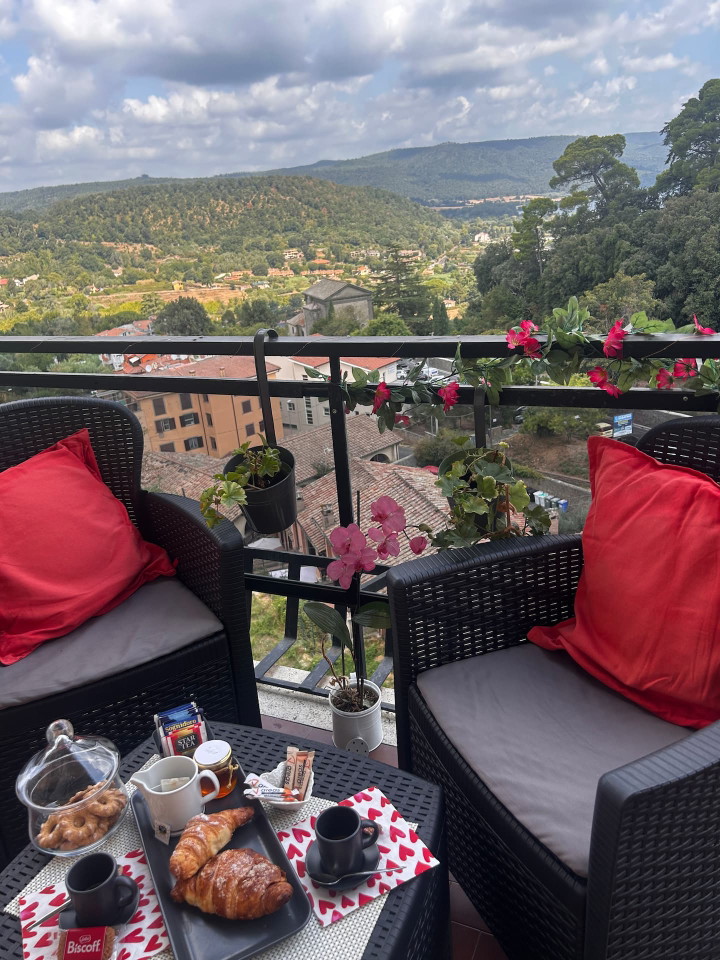 Vacation Home With Balcony And Enchanting View - Bracciano