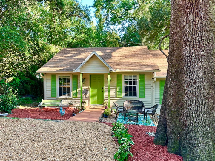 Live Oak Cottages Iv. In Town - Nature Retreat - Tallahassee, FL