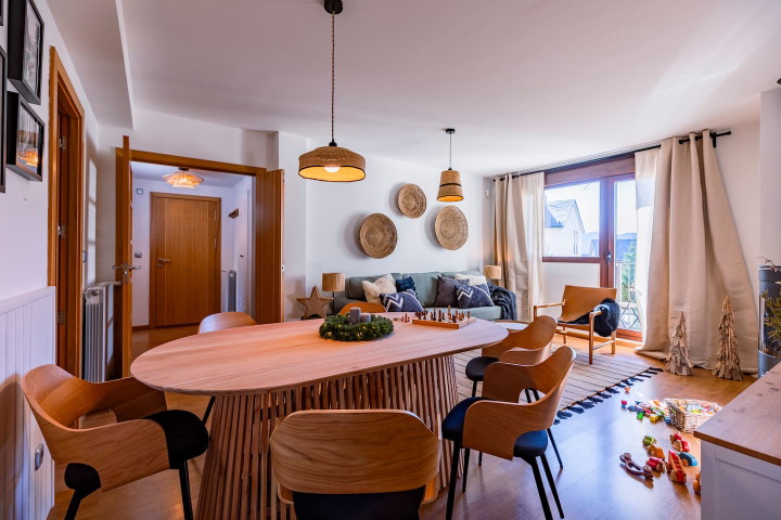 The Pyrenees Nest: Style And Warmth In Villanúa - Canfranc