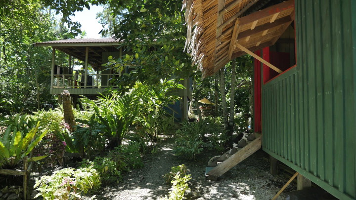 Isisu Haus. - Solomon Islands