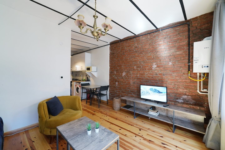 Cozy 1+1 , Redecorated, 5 Min. To İStiklal Street - Beykoz