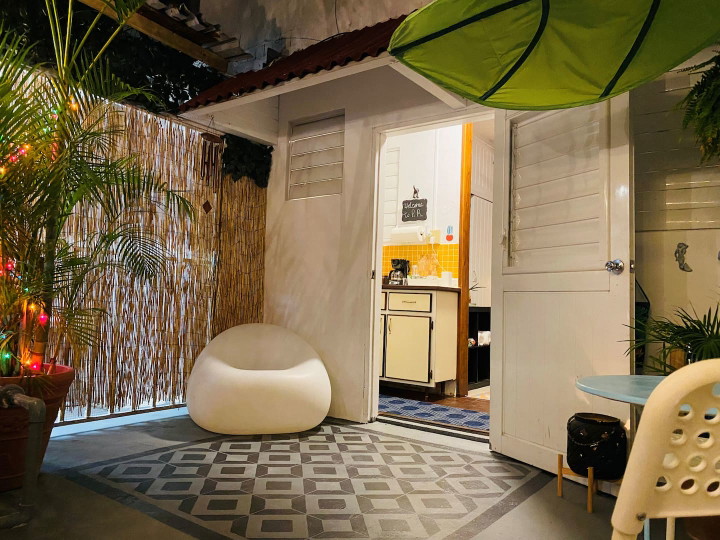 Beautiful Tiny Home Two Blocks From The Beach - San Juan