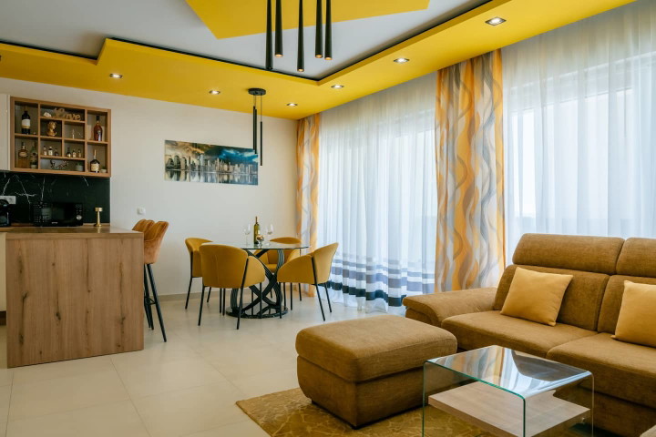 Luxury Apartment Adri With Two Parking Spots - Makarska
