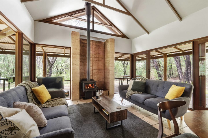 Private 2-bedroom Spa Chalet - Western Australia