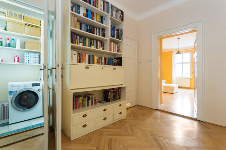 Ample Prague Flat With A Great Atmosphere - Praga