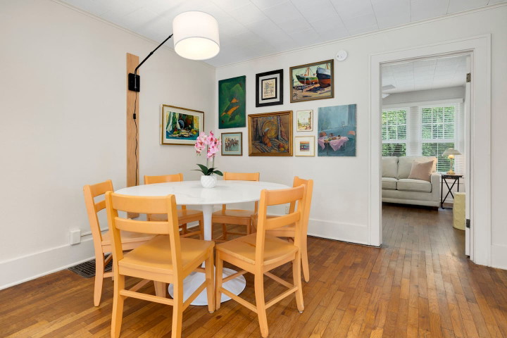Ramble Arts Bungalow Downtown + Walk To The Square - Fayetteville, AR