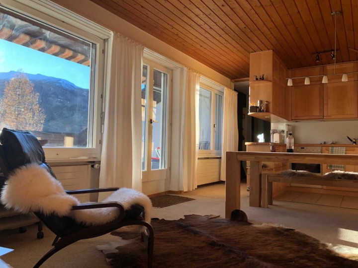 Sonnige Wohnung Mit Dachterrasse Und Tollem Blick - Savognin