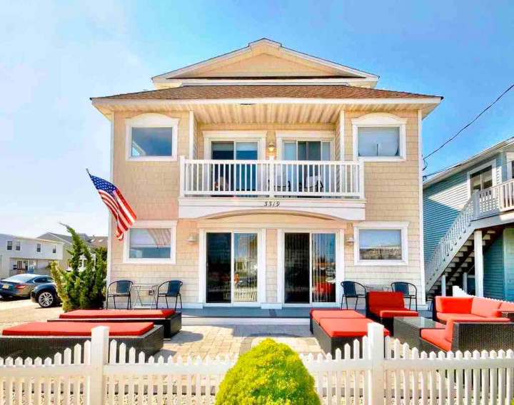 ⭐️Stone's Throw 2 Plage & A.c.+ Patio+ Ok+famille - New Jersey