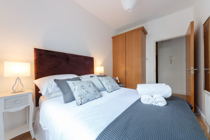 M Luxurious Quiet New Refurbished Ifsc 2 Bed Apt.m - Dun Laoghaire