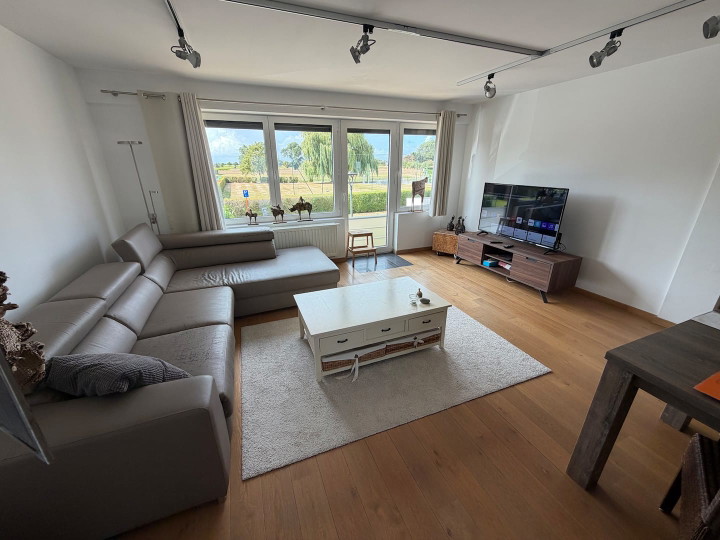 Ruim & Lichtrijk Appartement Met Alle Comfort - Kortemark