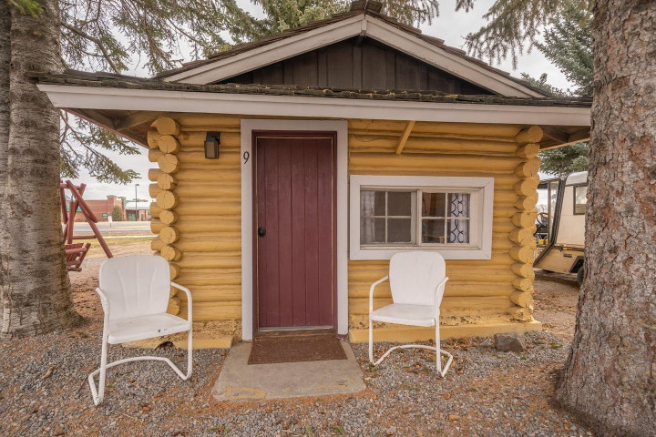 Ashton Historic Cabins: Cabin 9 - Ashton, ID