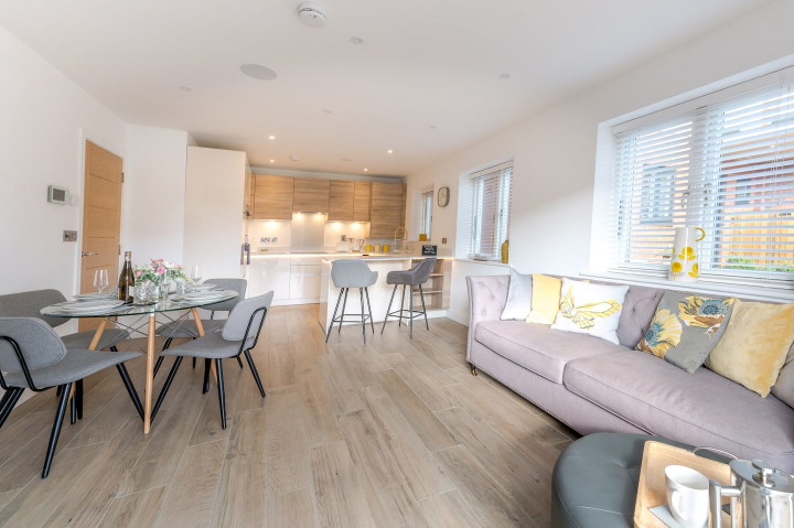 Stylish Apartment With Secure Parking Near Town - Shrewsbury