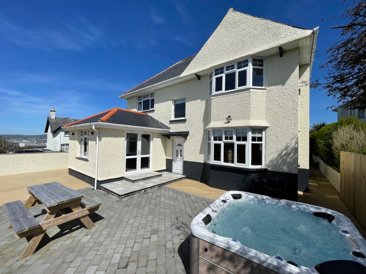 Breathtaking Holiday Home Packed With Amenities - Aberystwyth