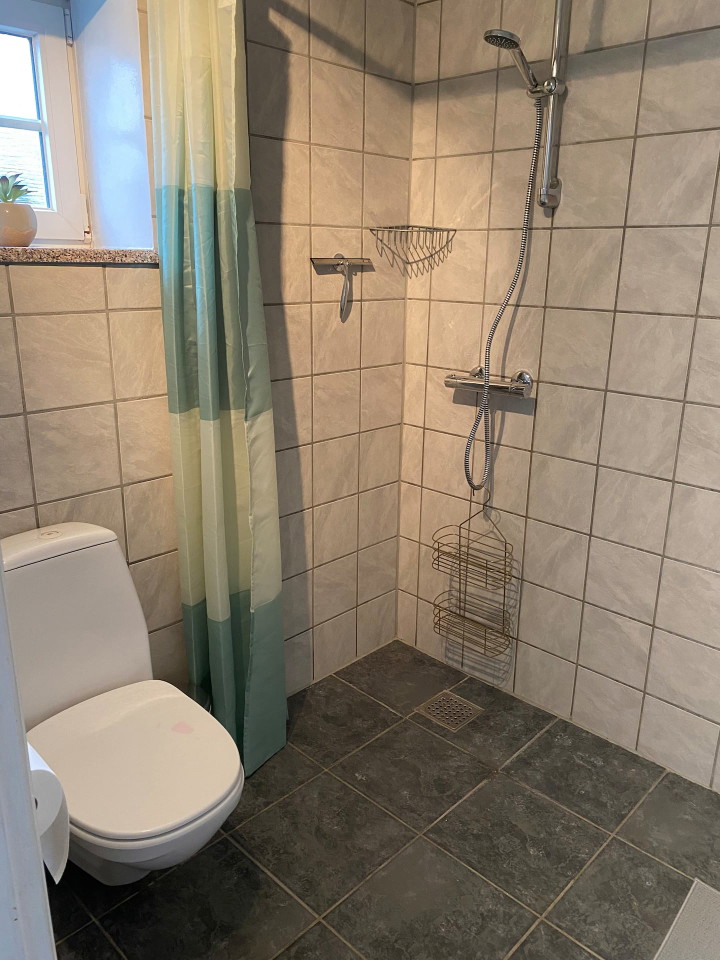 Guest House, Quiet Surroundings - Billund