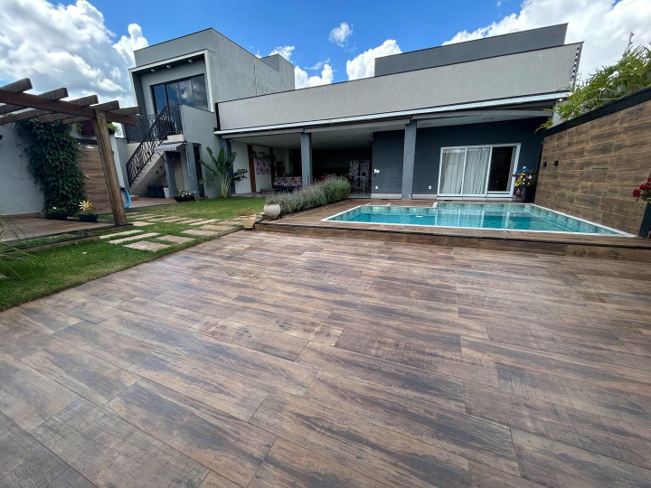 High-end Leisure Area With Pool And Jacuzzi - Franca