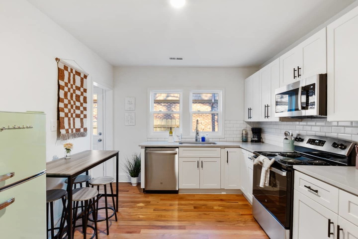 Bart Street Bungalow - Raleigh, NC