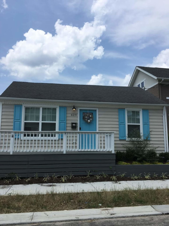 Seaglass Cottage - Virginia Beach, VA