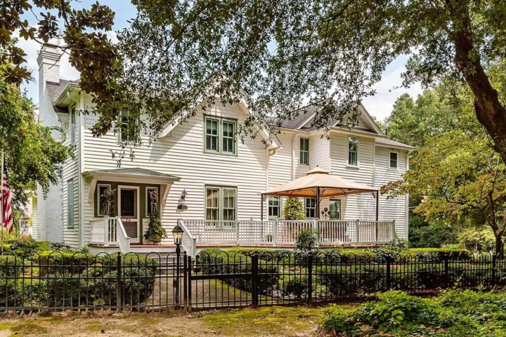 Luxury 5 Br Villa Heart Of Village Steps From #2 - Pinehurst, NC