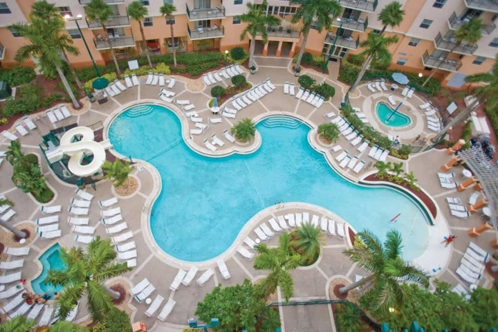 Sunny Retreat In Pompano Beach! 2br @ Palm Aire - Tamarac