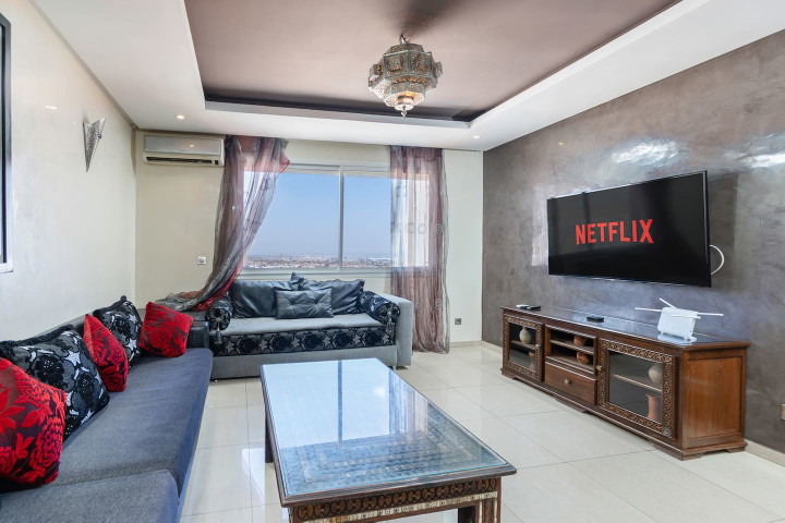 Luxury & Comfort: Large F3 With Balcony + Pool - Marrocos