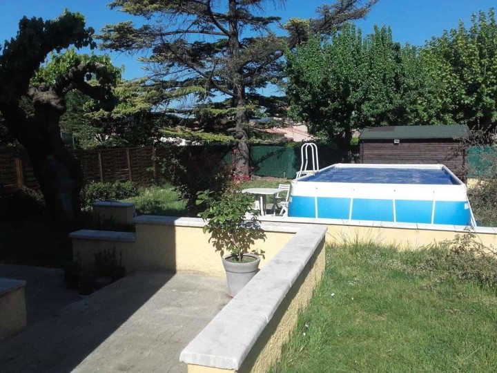 Maison Entière Avec Jardin - Alès
