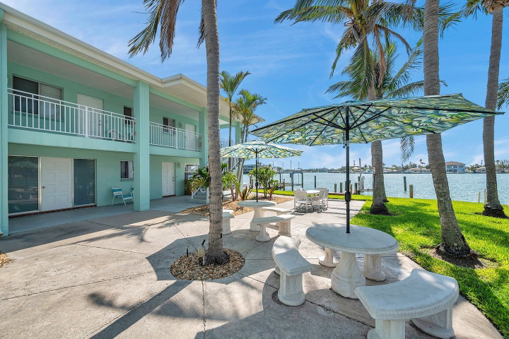 Bay View Condo Treasure Island - Treasure Island, FL