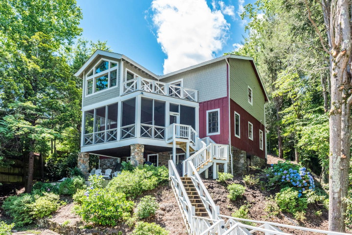 Lured In On Holmes Lake House - Lake Lure, NC