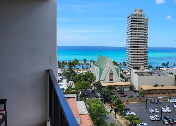 Waikiki Condo W/oceanview +Free Parking | 6 Guests - Honolulu, HI