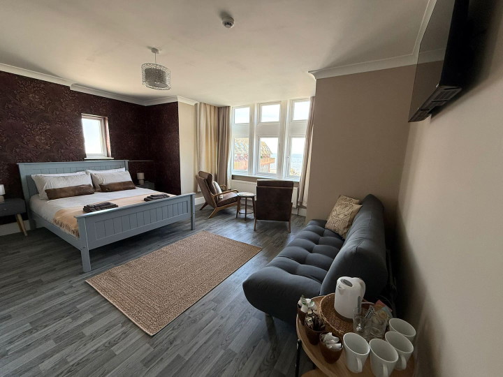 Hotel 21 / King Room With Sea Views - Hunstanton