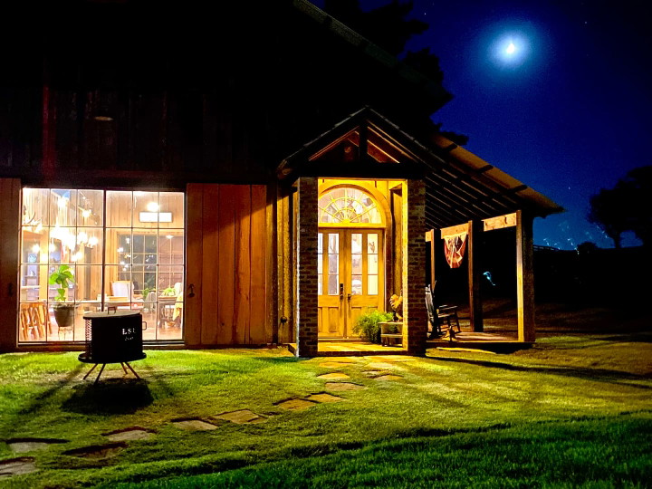 Buster's Barn At Grant Farm - Alexandria, LA