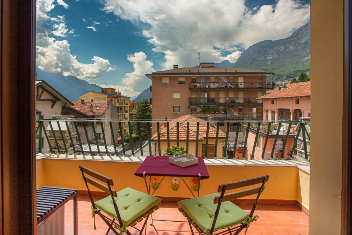 A Casa Mia 
Cir N. 0011 - Antagnod