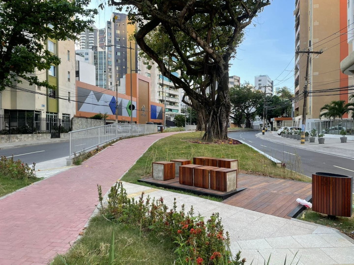 Spacious And Airy, Close To The Beach - Salvador