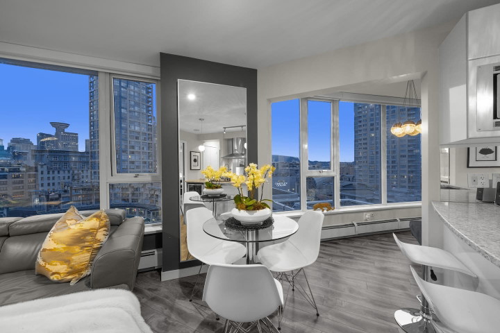 Beautiful, Modern, Luxury, Comfortable Condo - Vancouver