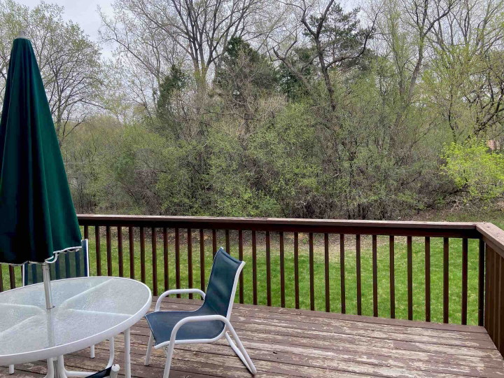 Centrally Located Modern Home - Eden Prairie, MN