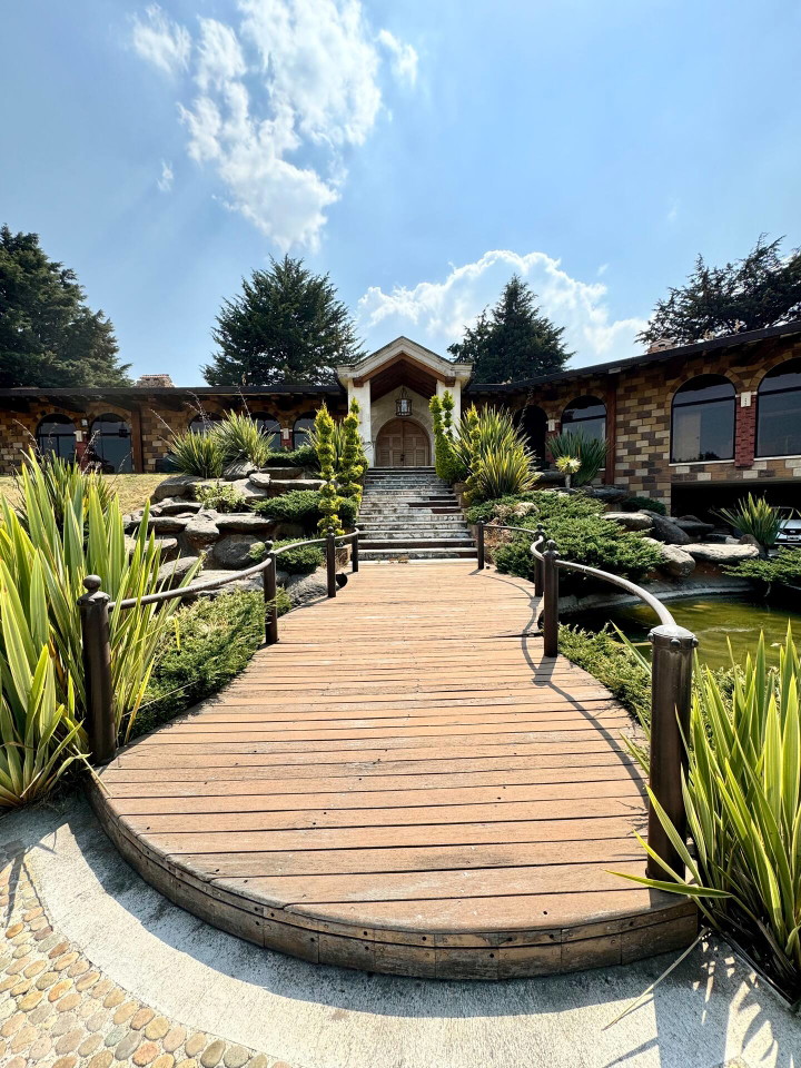 Lujoso Rancho Con Cabañas - Ciudad de México