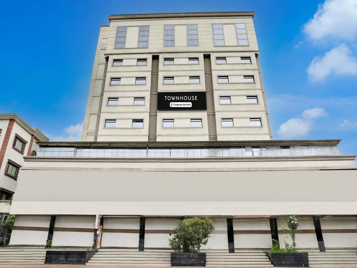 Super Townhouse Anand Anciennement Hôtel The Maiso - Anand