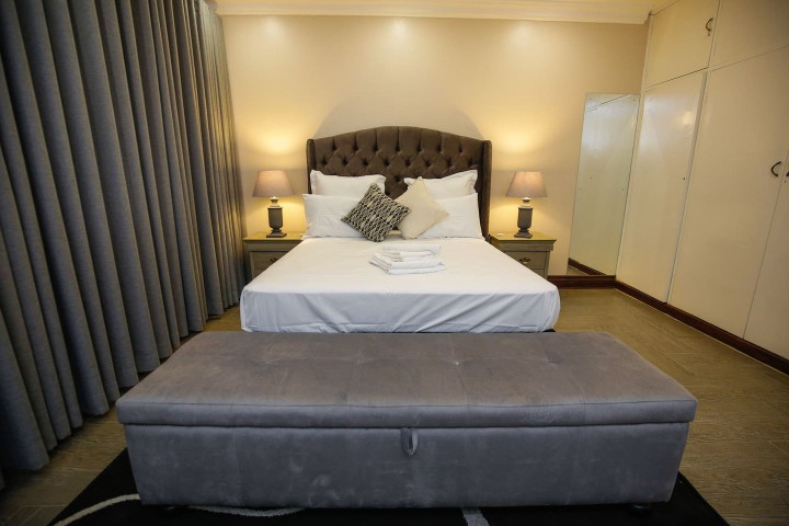 Centrally Located, Magnificent Two Bed Apartment - 하라레