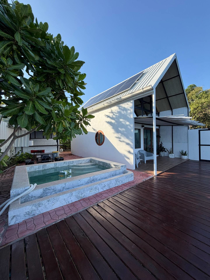 Love Love Villa - Koh Tao